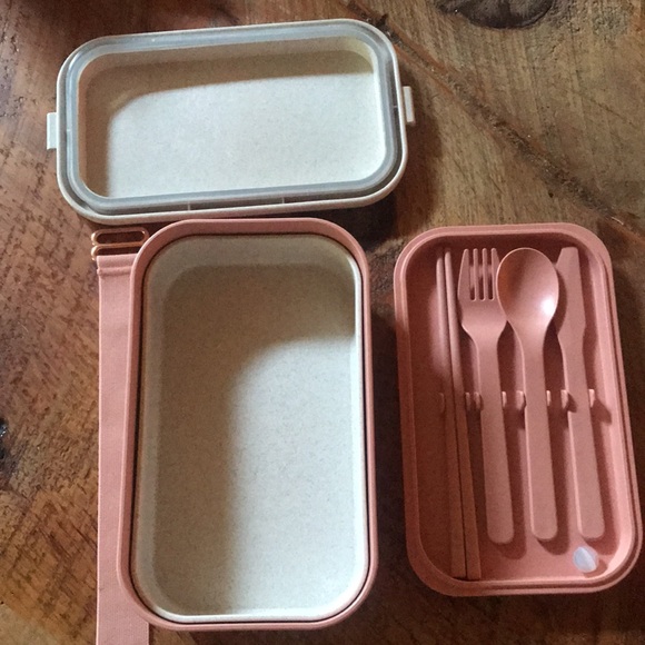 Kitchen | Cute Stackable Tupperware Set | Poshmark